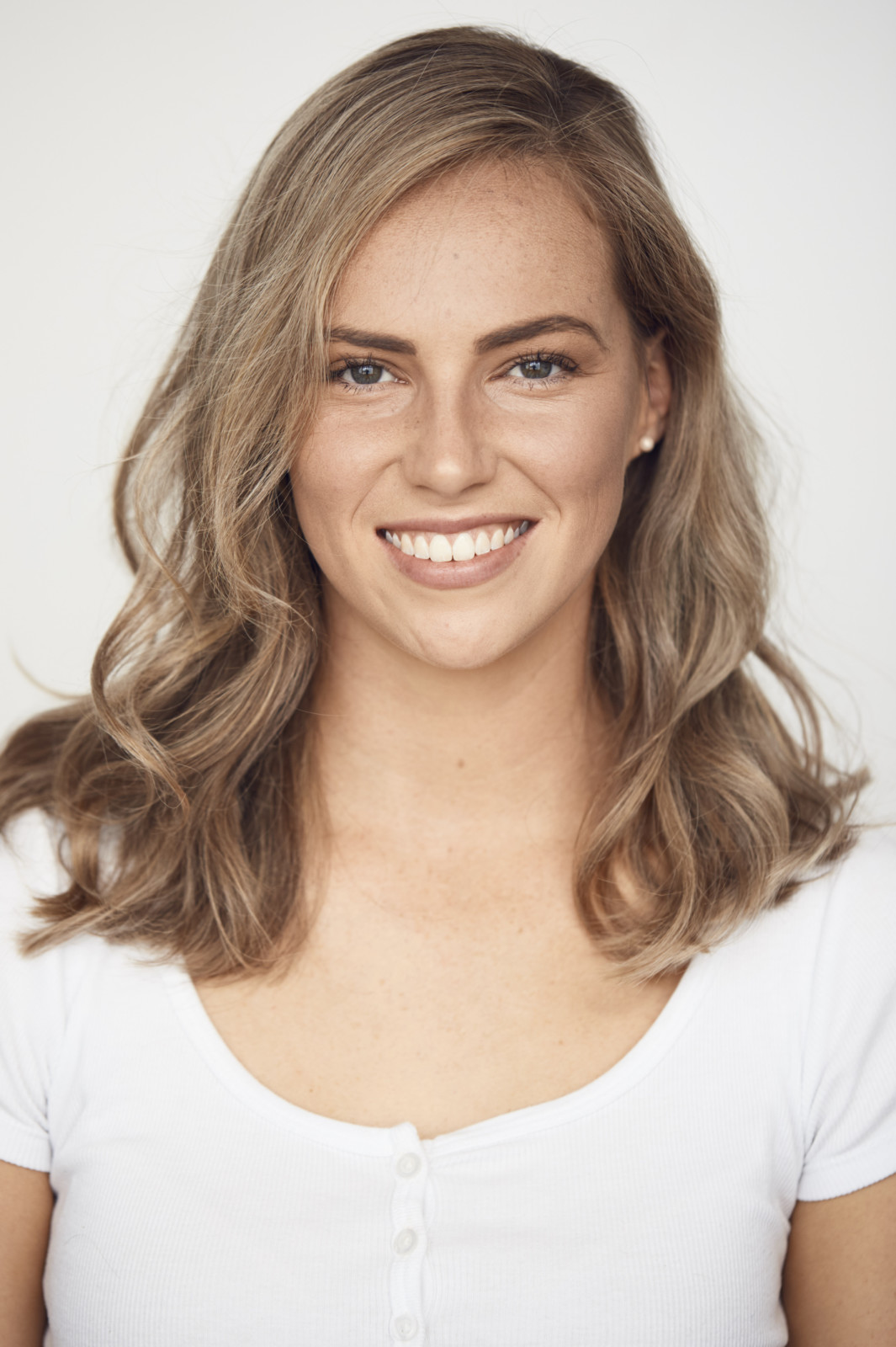 Kate Beattie | Jeep Management | Entertainment & Talent ConsultancyJeep ...